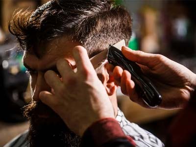 Gents Grooming Salon - Gentlemen's barber in London